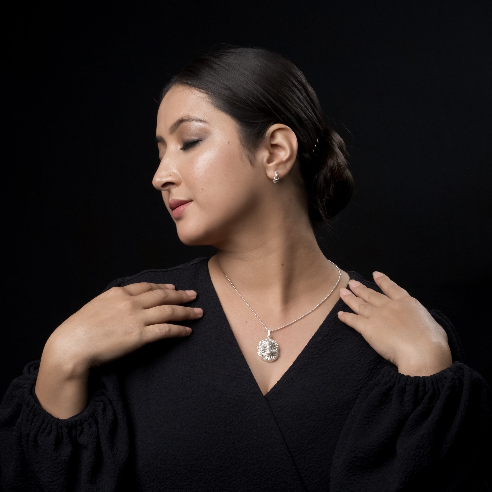 Morika Chain Pendent