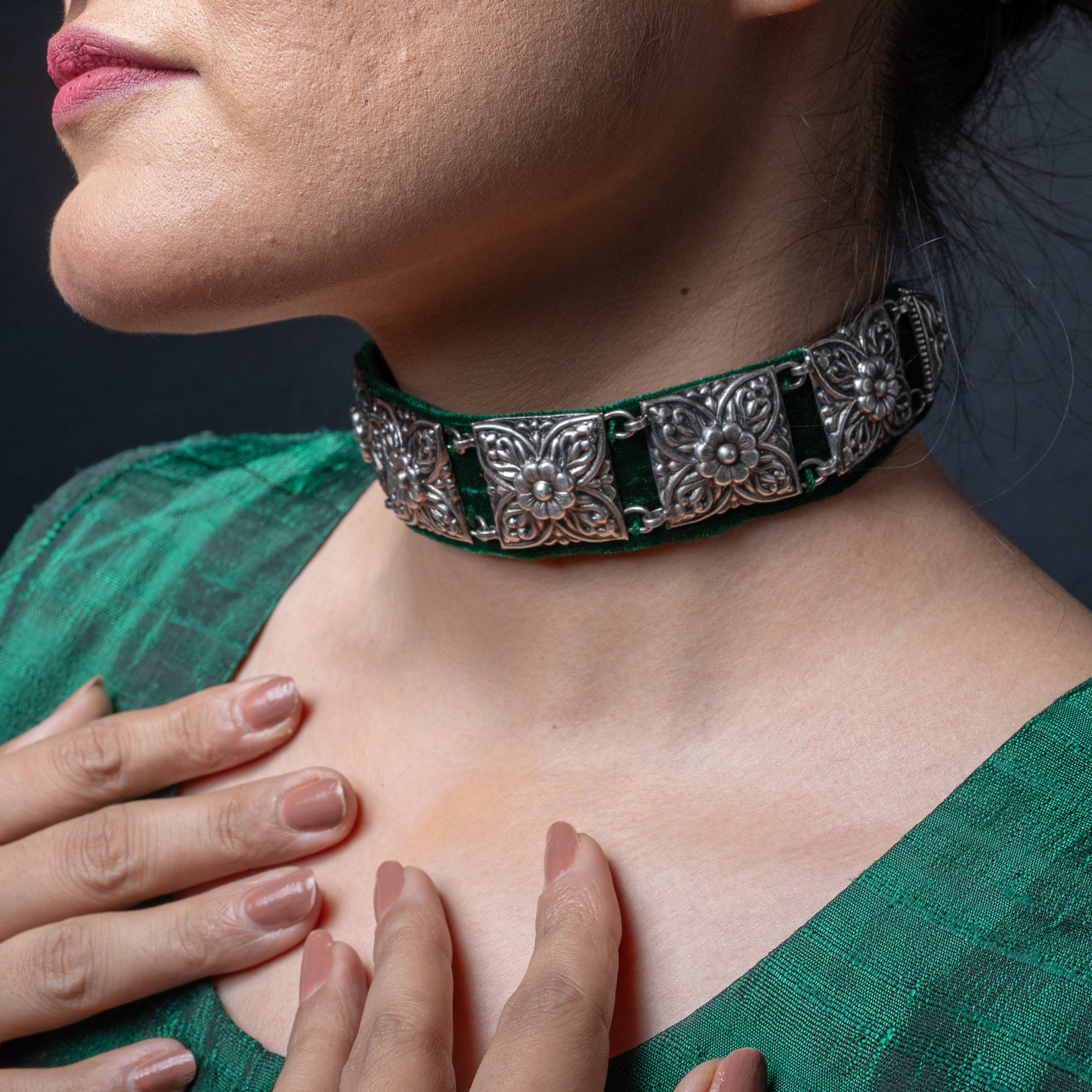 Buy Varg Guluband Silver Choker Necklace Online in India | Ejaa