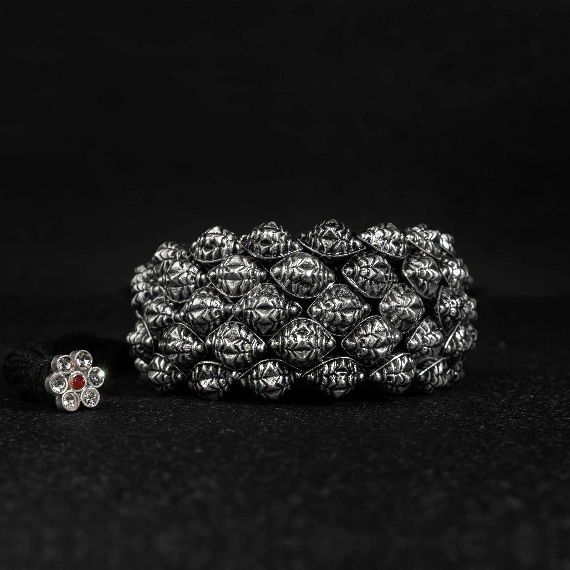 Tilhari Pahuchi Silver Bracelet | Pahadi Jewellery