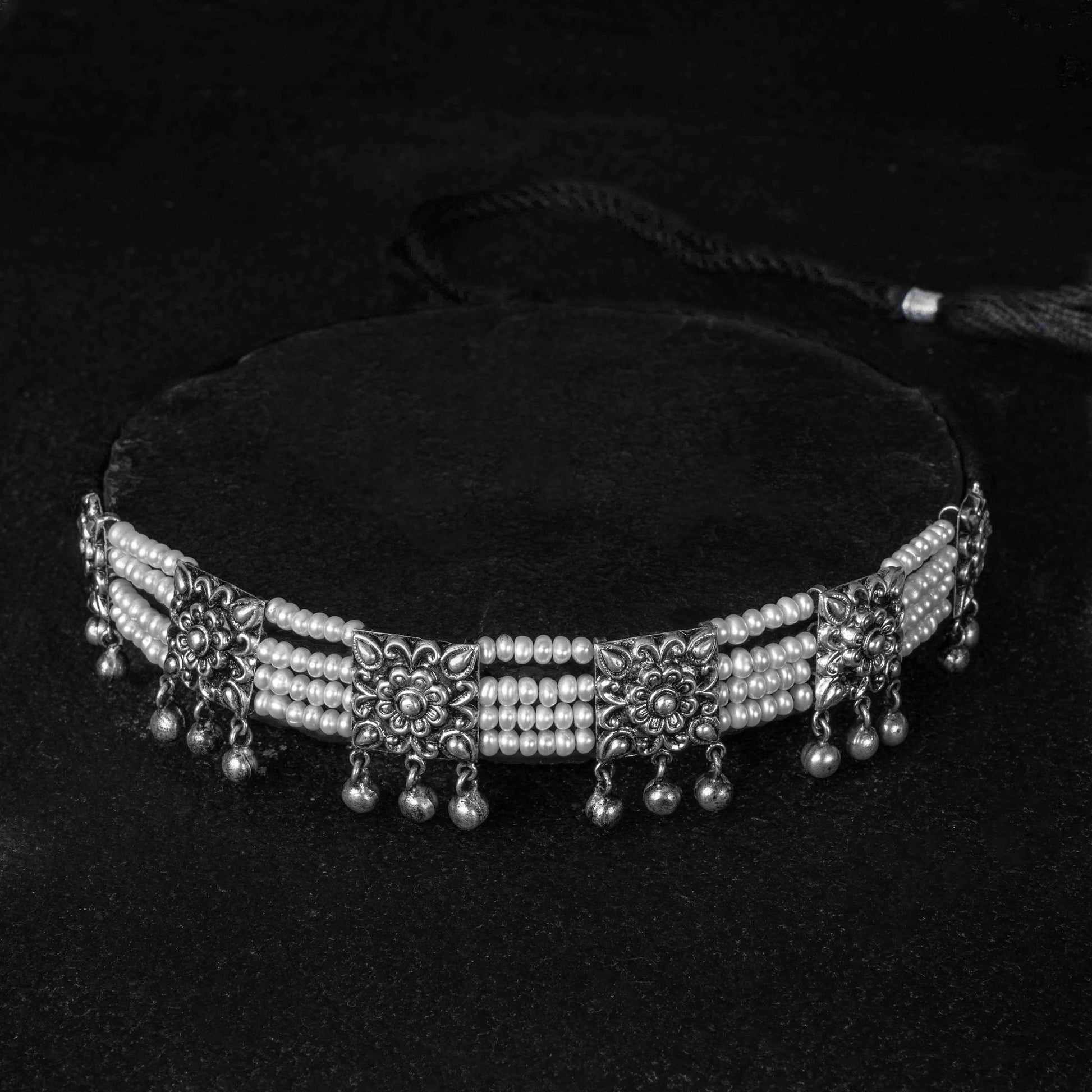 Noor Ghungru Silver Guluband | Silver Pahadi Choker