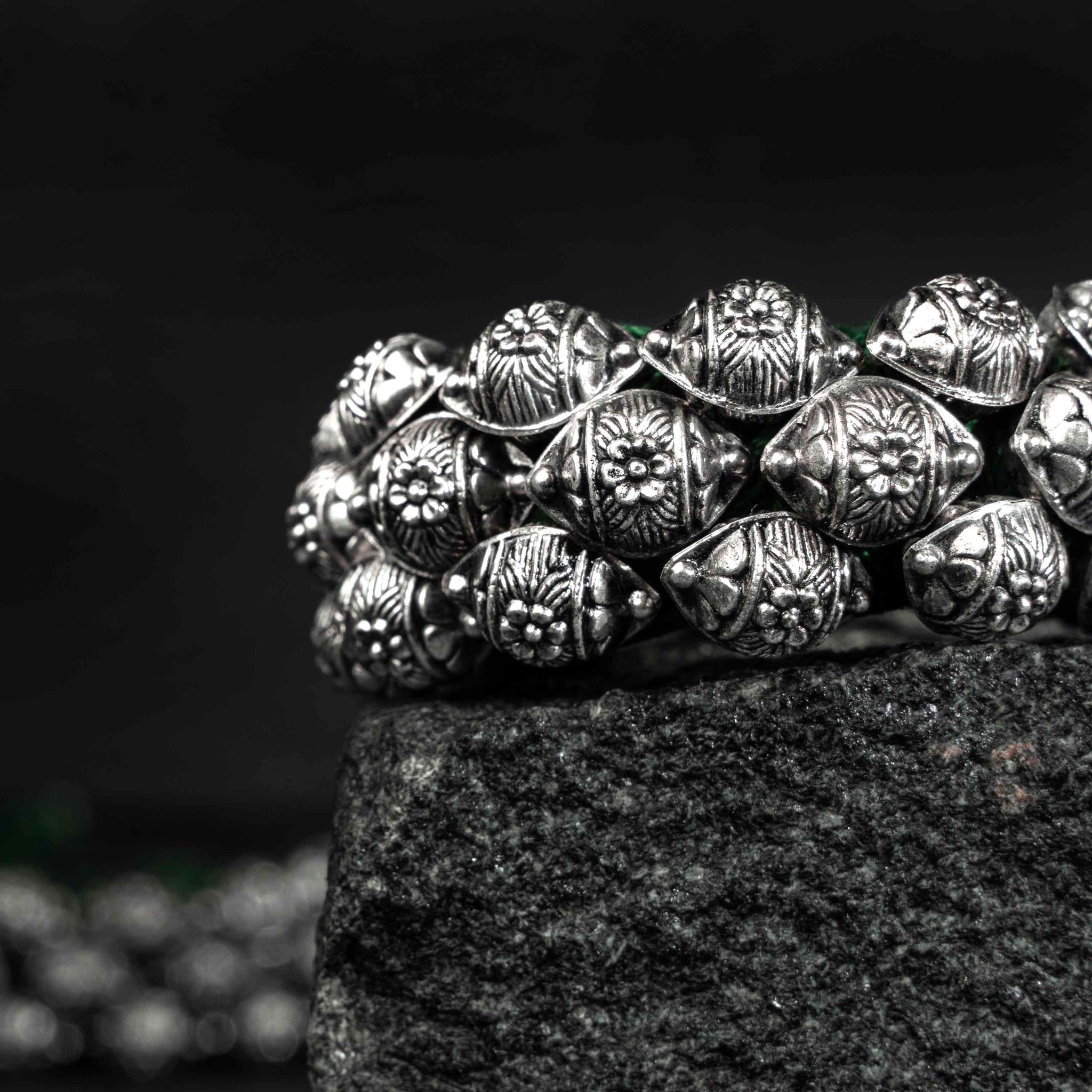 Buy Silver Bracelet Phool Pahuchi for women Online | Ejaa